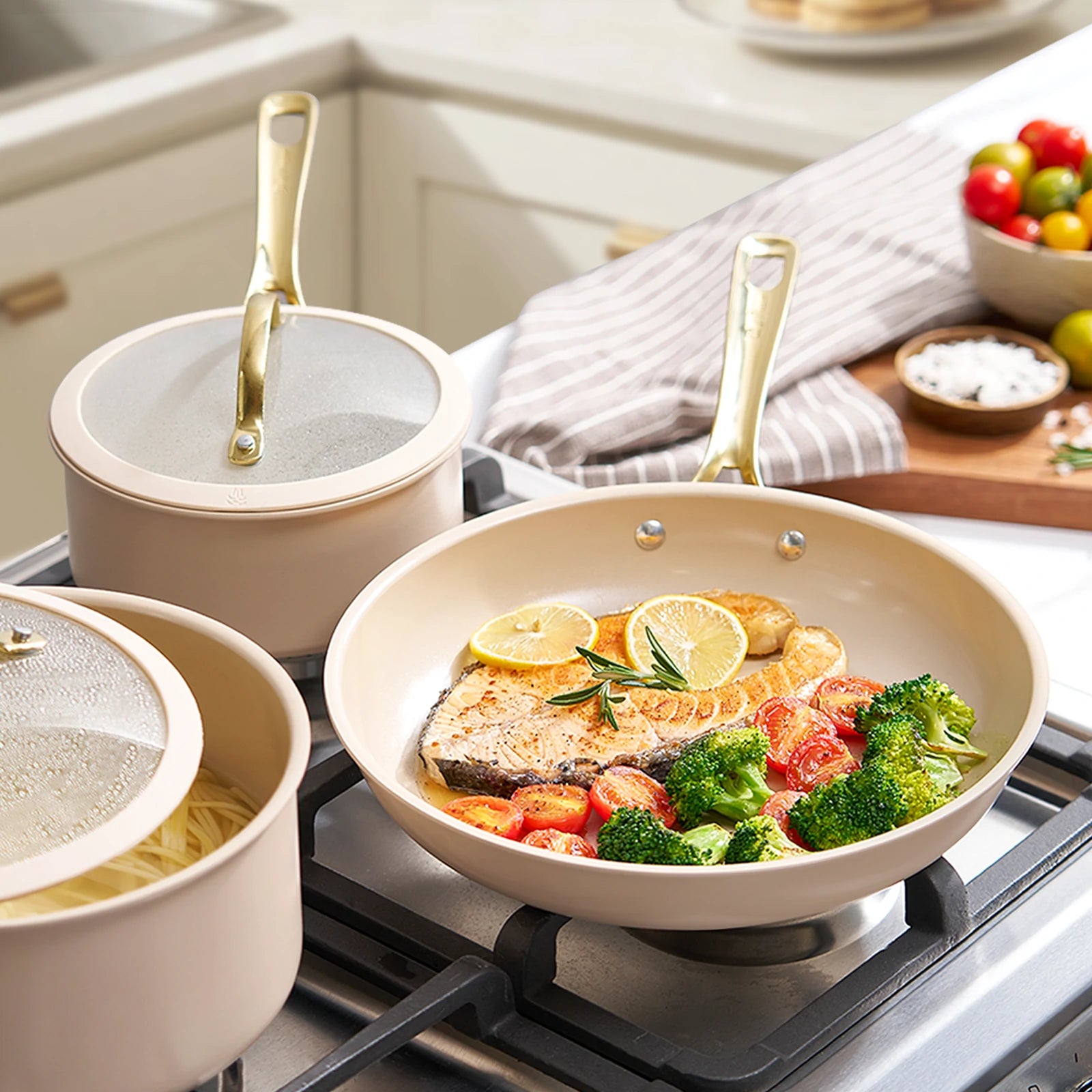 Stars Ceramic Non-Stick 15-Piece Cookware Set with Light Golden Handles ...